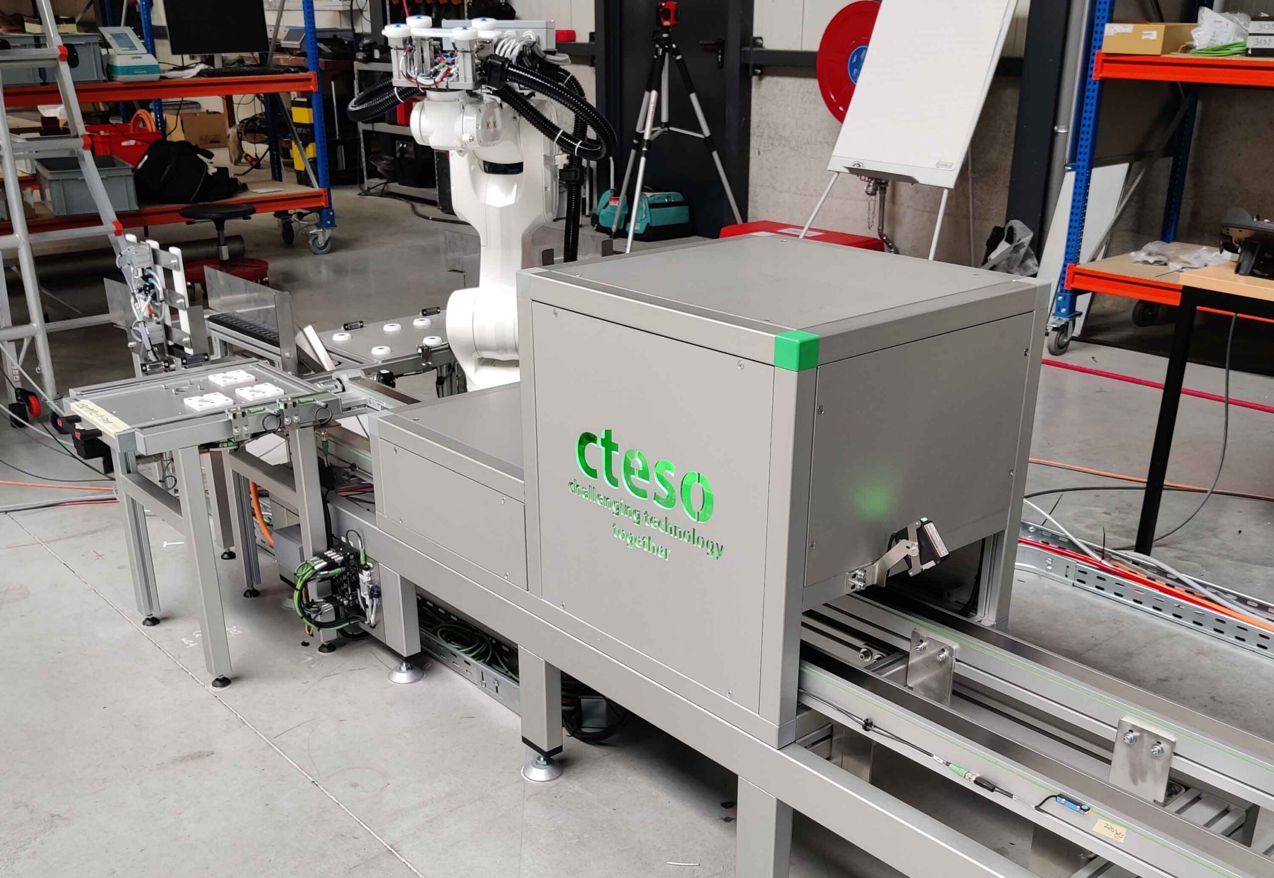 Automation of injection molding - CTESO